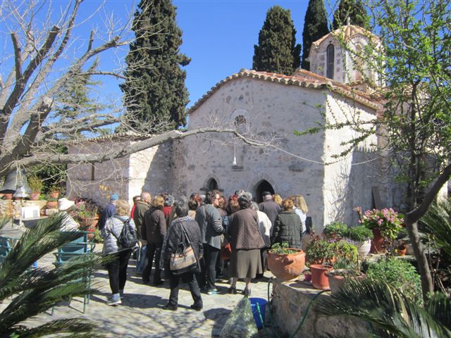 Από την εκδρομή στα βυζαντινά εκκλησάκια της Ανατολικής Κορινθίας | ΟΙ ...