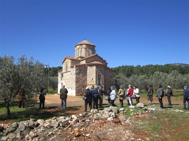 Από την εκδρομή στα βυζαντινά εκκλησάκια της Ανατολικής Κορινθίας | ΟΙ ...